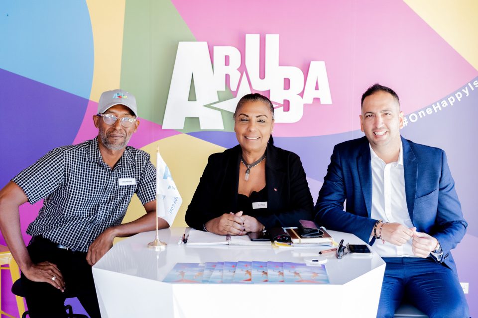 Minister Dangui Oduber: San Nicolas Visitor Information Center a ...