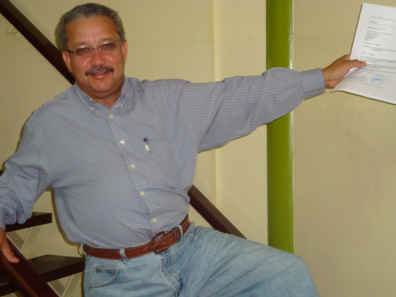 Booshi wever: Na memoria di eric nassy. - EA News Aruba