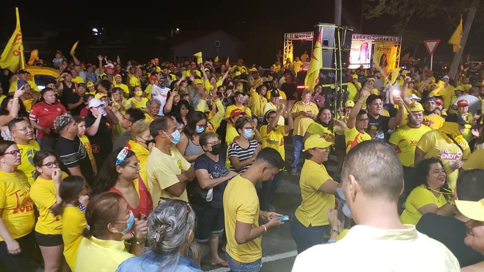 Movimiento Electoral di Pueblo e partido mas grandi na Aruba un biaha ...
