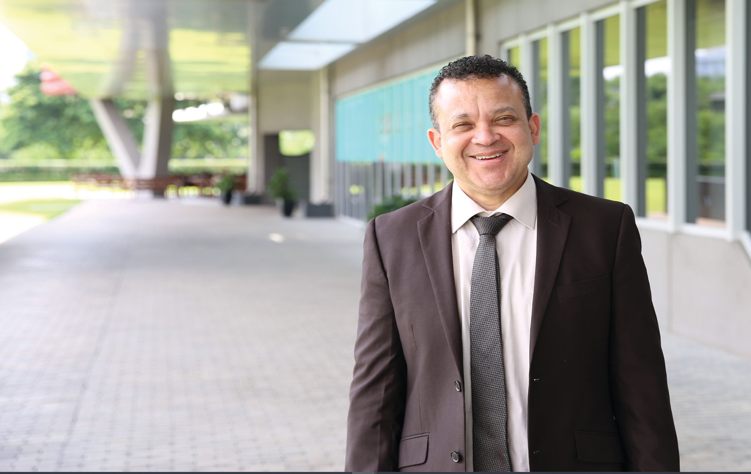 Professor Earney Lasten PhD MA MSC: No mas mentalidad di ping pong no ...