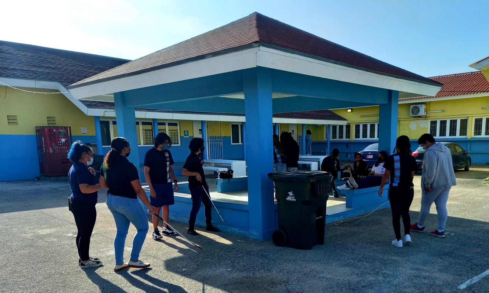 Alumnonan di Colegio Nigel Matthew a participa na actividad di FAVI ...