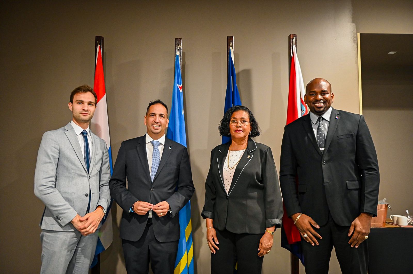 Minister Dangui Oduber: E di cuatro edicion di e Vierlandenoverleg di ...