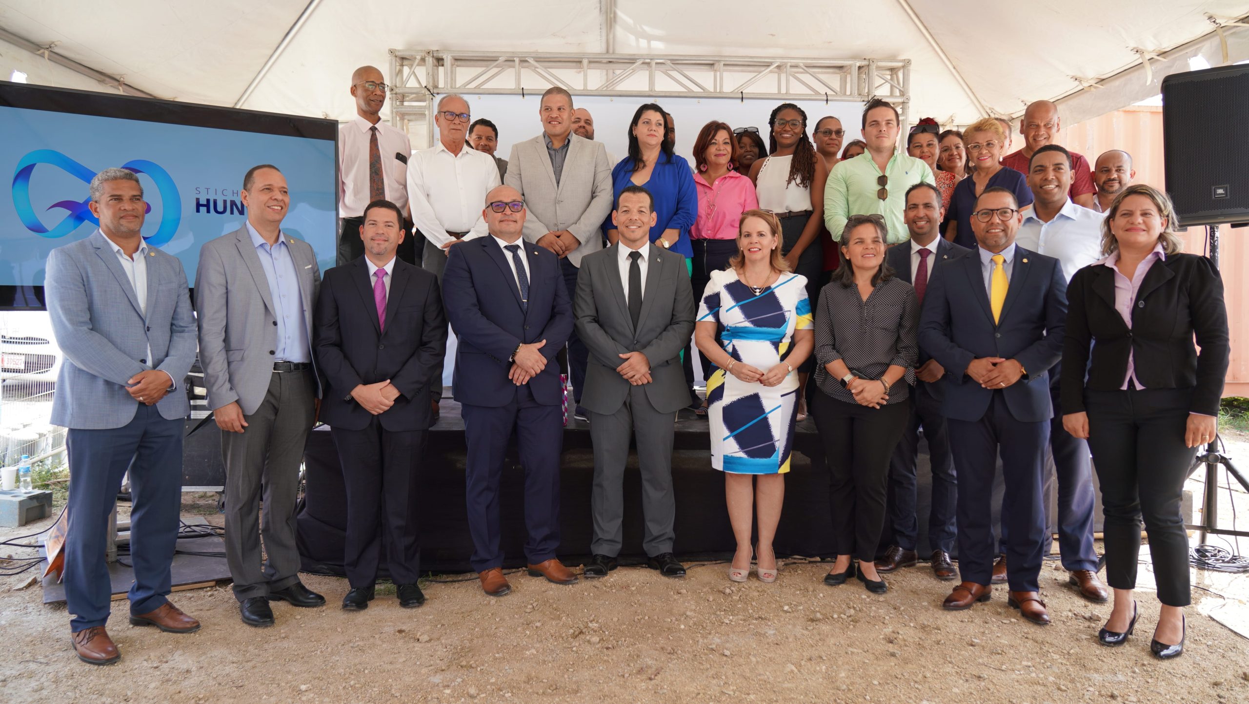 Premier Evelyn Wever - Croes: Stichting hunto ta ilustra e prioridad di ...