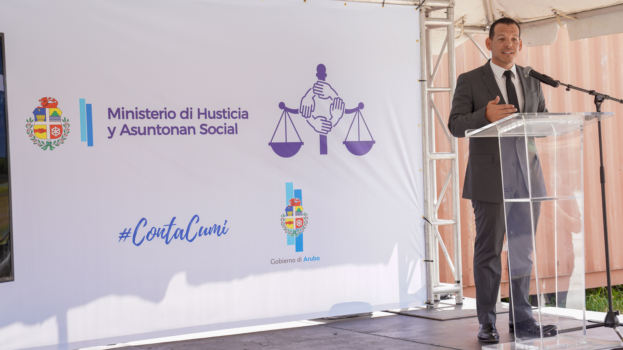 Minister Rocco Tjon: A pone e prome piedra pa stichting hunto - EA News ...