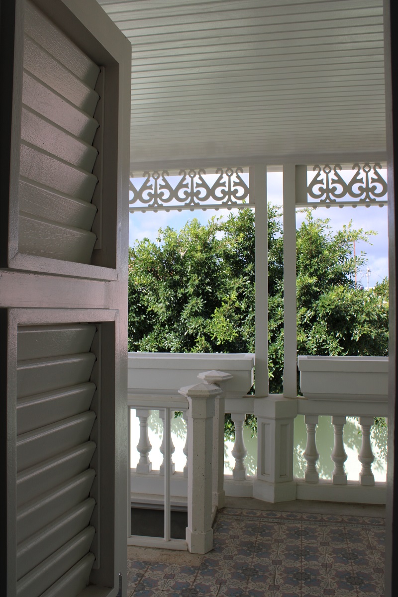 Monumento di Botica Aruba lo haya un funcion nobo - EA News Aruba