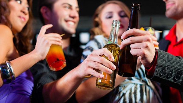 Alcohol den carnaval ta responsabilidad di cada persona cu ta bebe (e ...