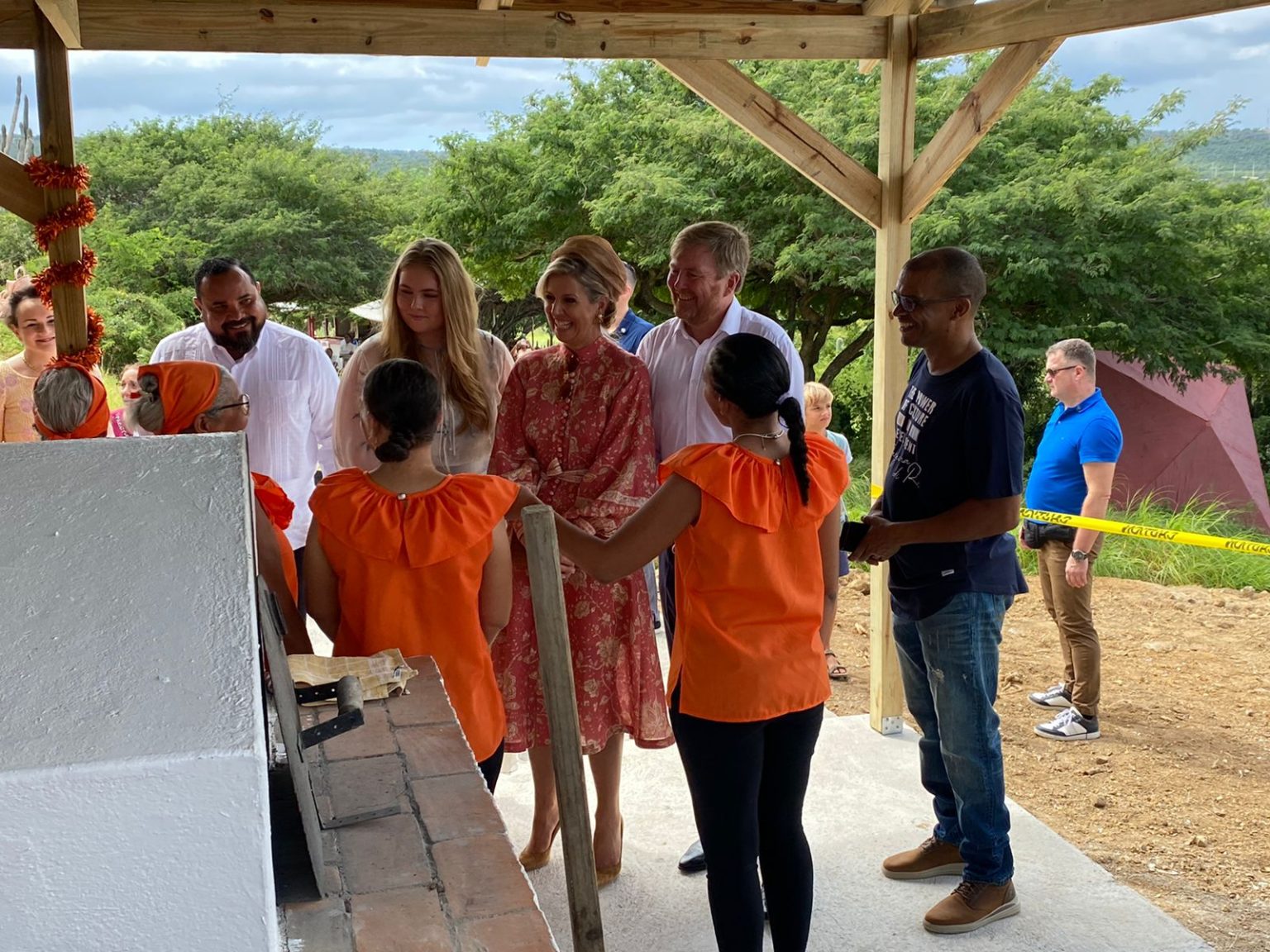 Prinses Amalia a experencia hinca pan den forno di bloki - EA News Aruba