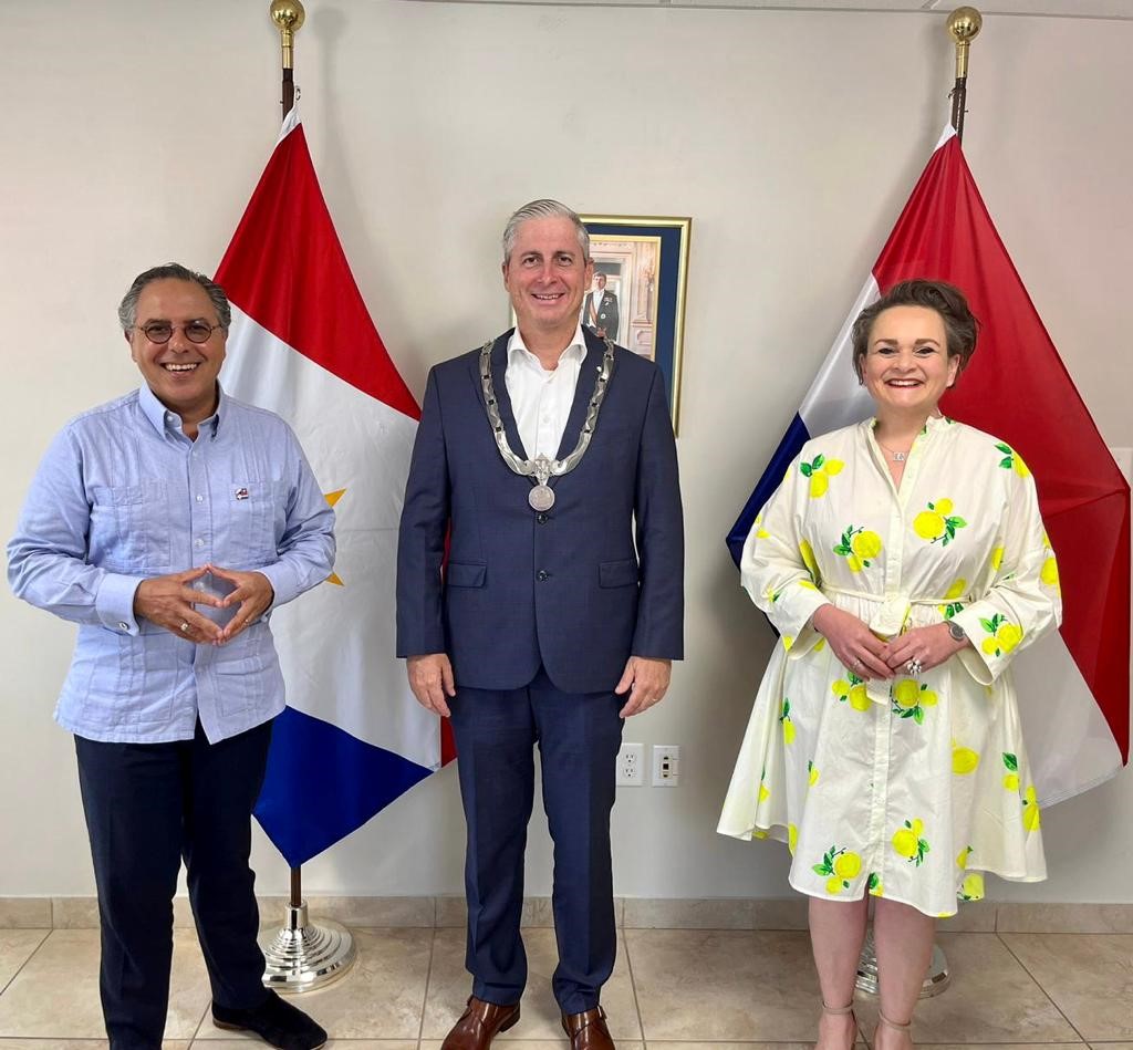 President van het Hof bezoekt Saba - EA News Aruba