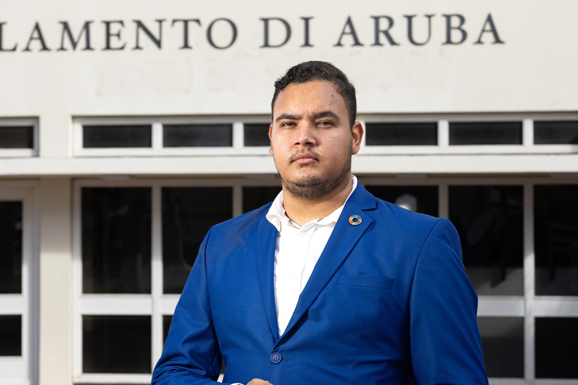 Leonardo Figaroa: Aruban families need a break for not to enter in the ...