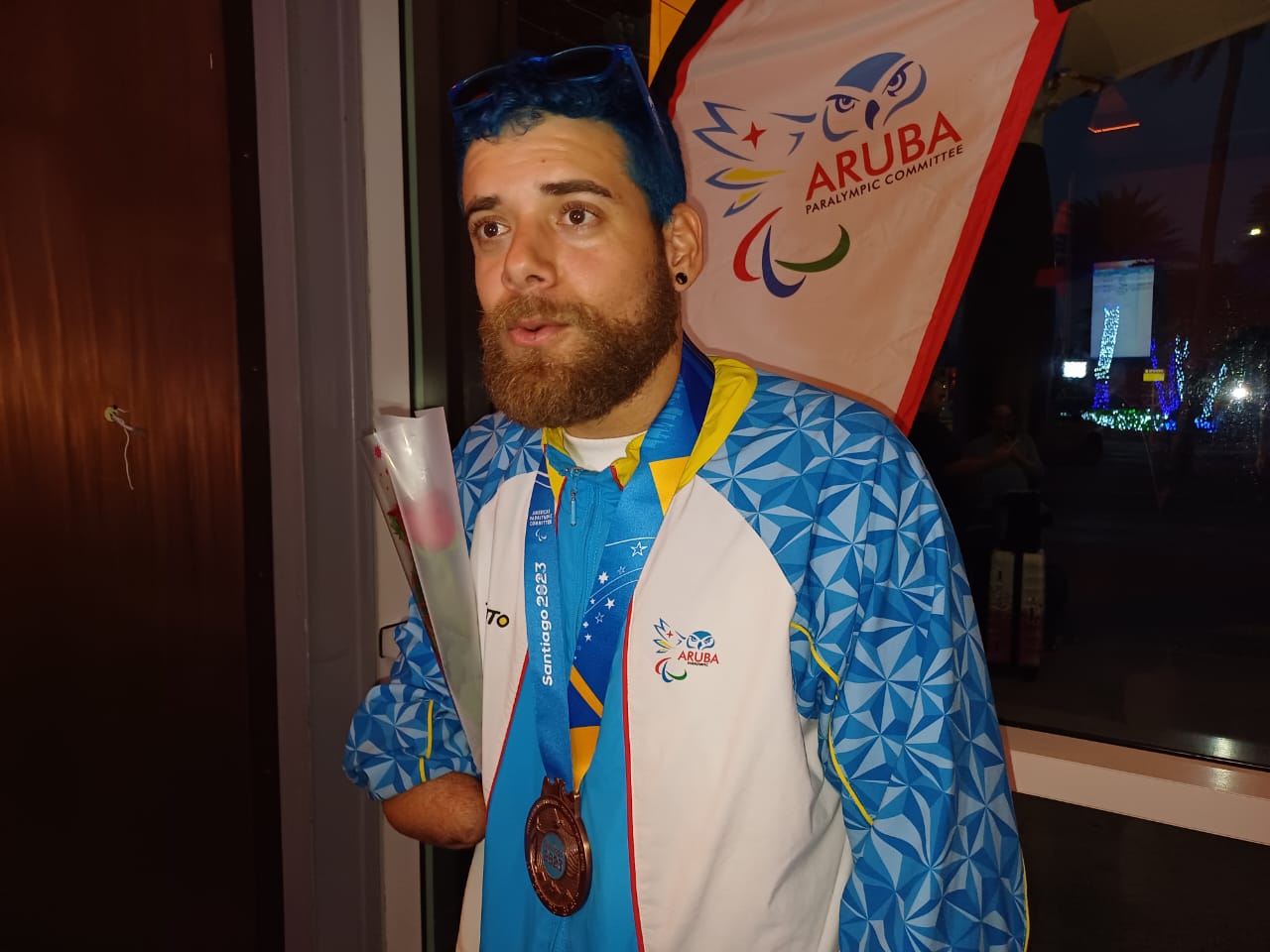 Elton Loonstra a marca historia pa Aruba den weganan di Para ...