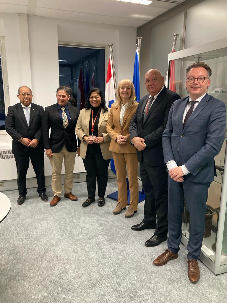 Minister Maduro a reuni cu Director General encarga cu aduana na ...