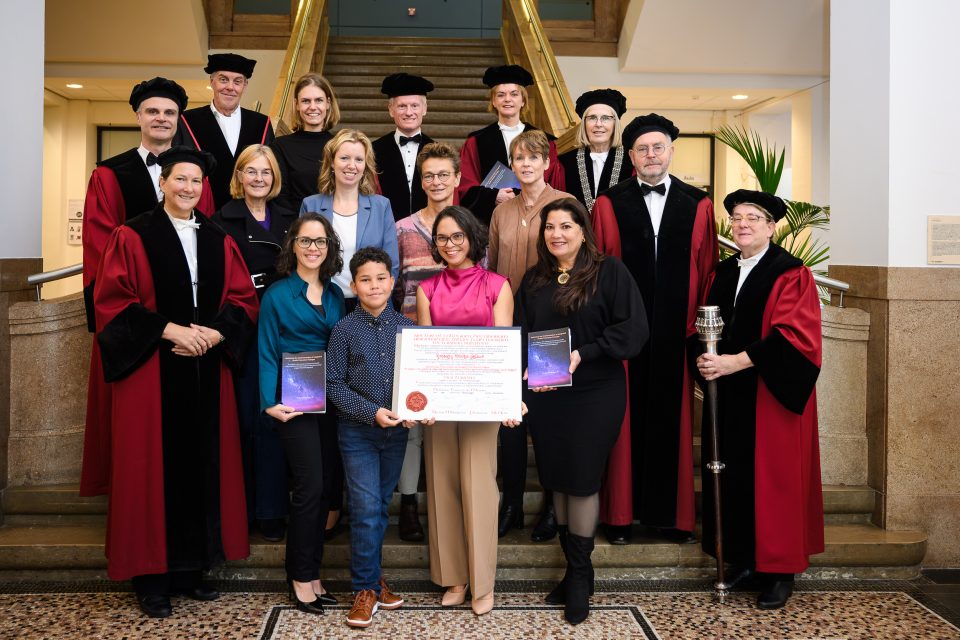 FHTMS ta felicita colega Dr.Kimberly Grêaux cu a obtene Doctorado na ...