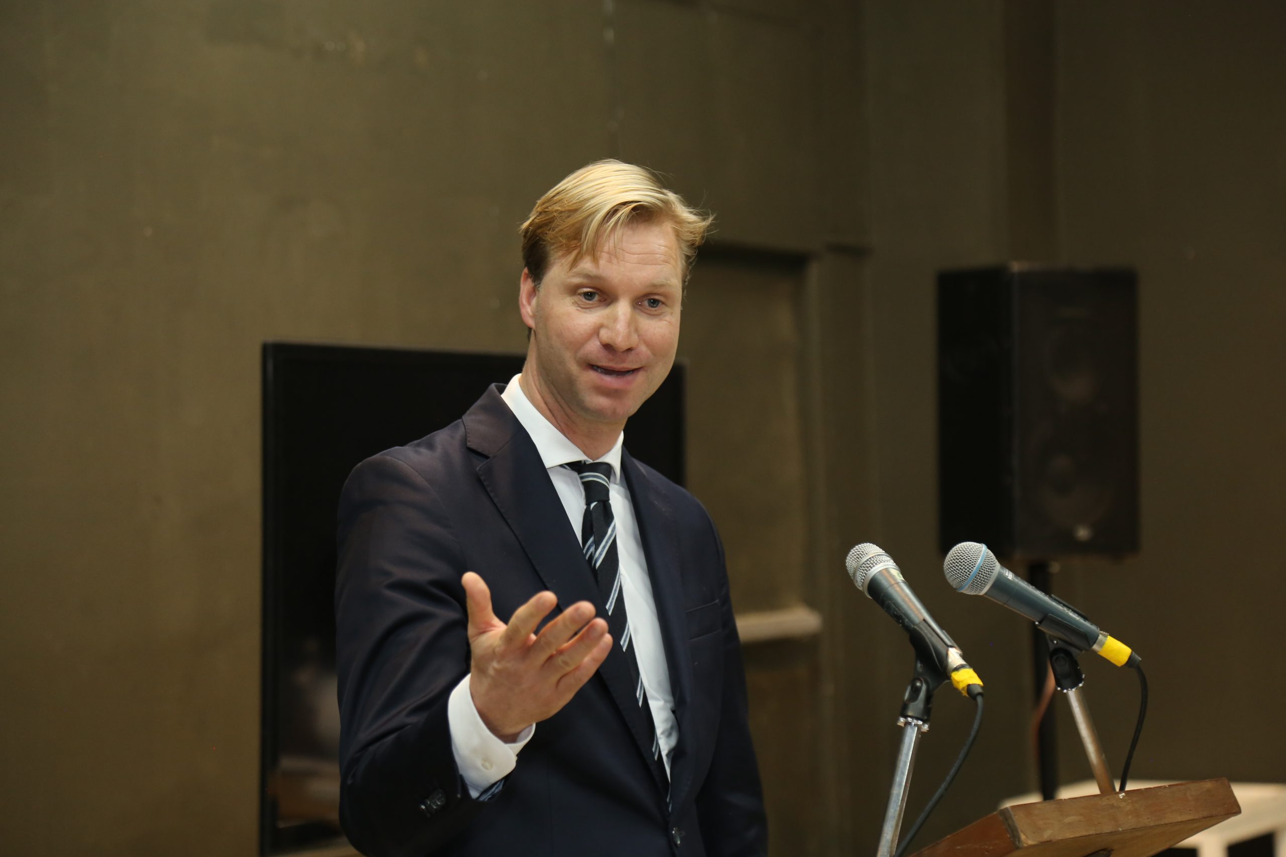 Director WI/CDA, Pieter Jan Dijkman: Autoridad di un gobierno ta pa ...