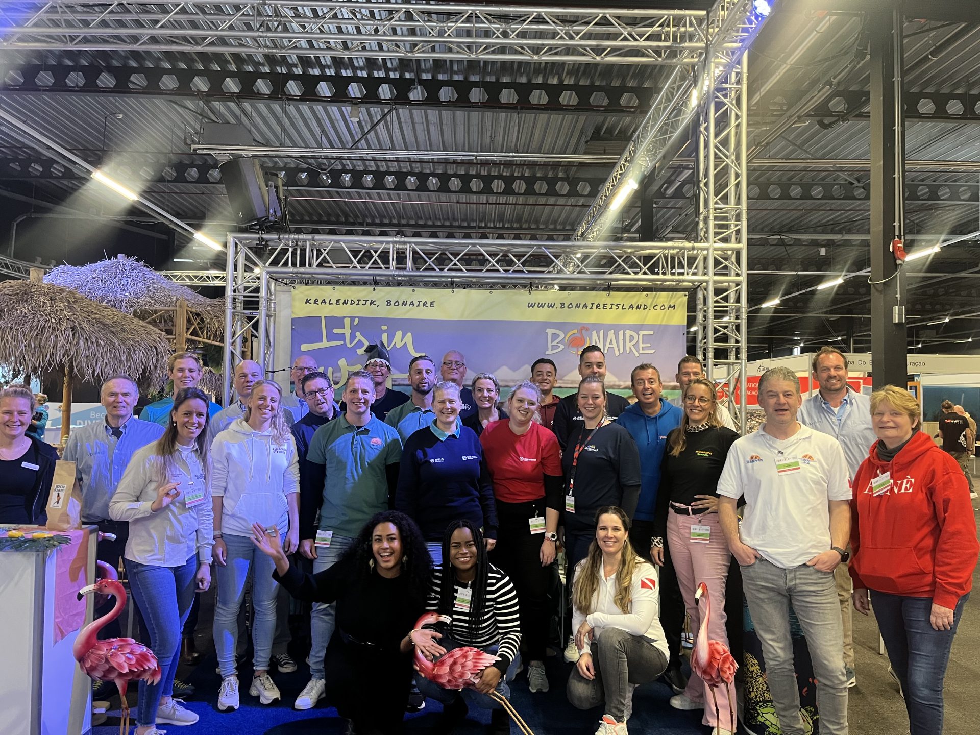 Boneiru su espektakular produkto supmarino eksponé na Duikvaker 2024 ...