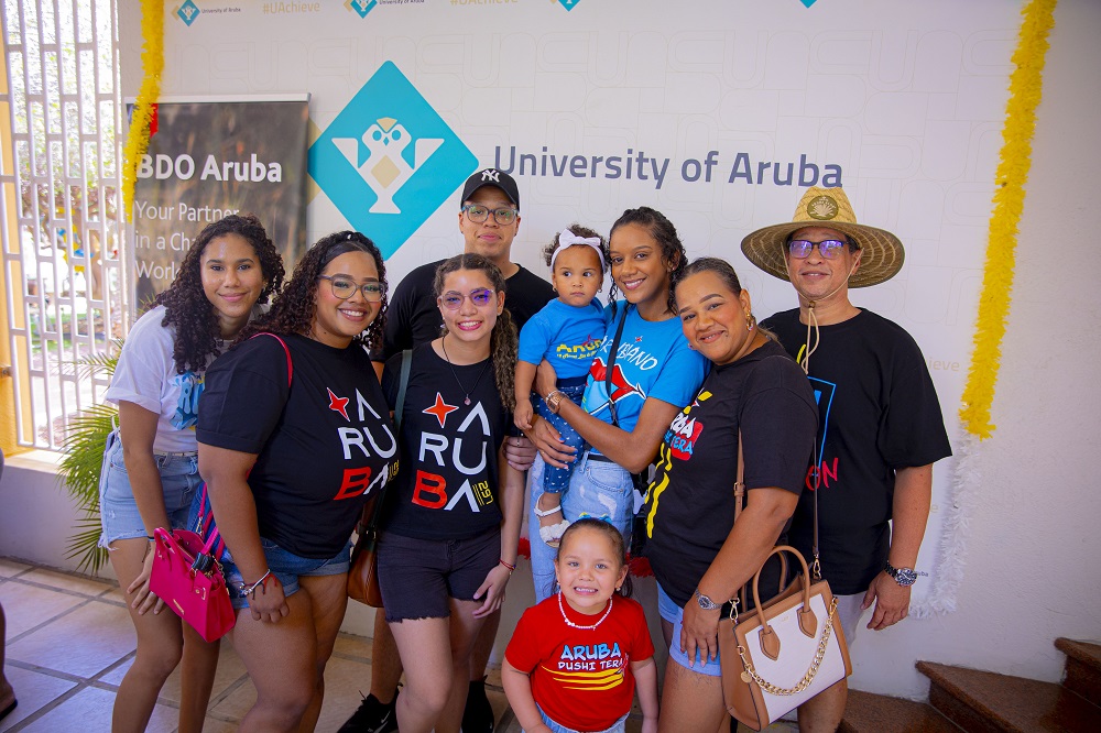 Universidad di Aruba a celebra 18 di maart: Dia di himno y bandera cu ...