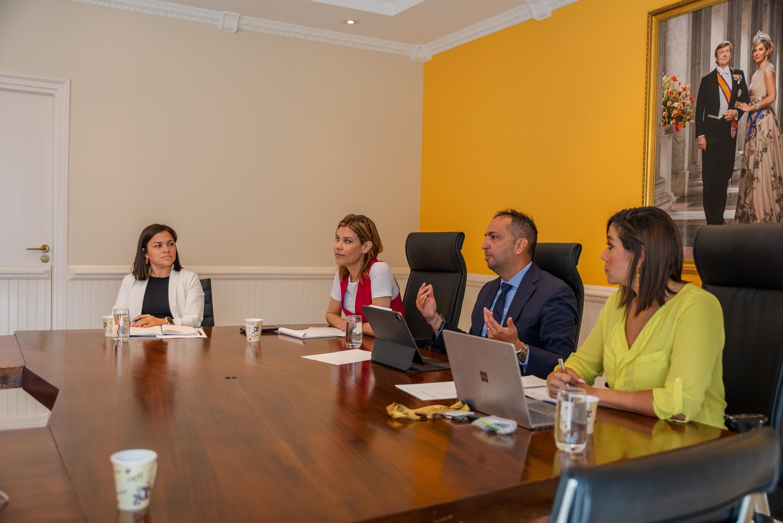 Minister Dangui Oduber: Digitalizando sector di cuido - EA News Aruba