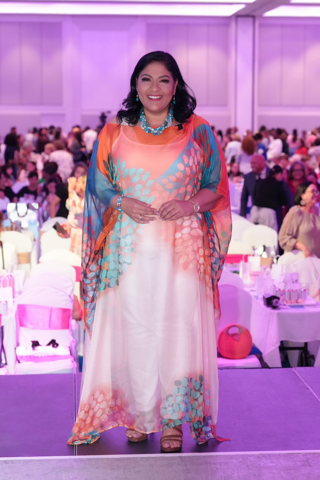 Na comienso di e conferencia dedica na Dia Internacional di Hende Muhe ...