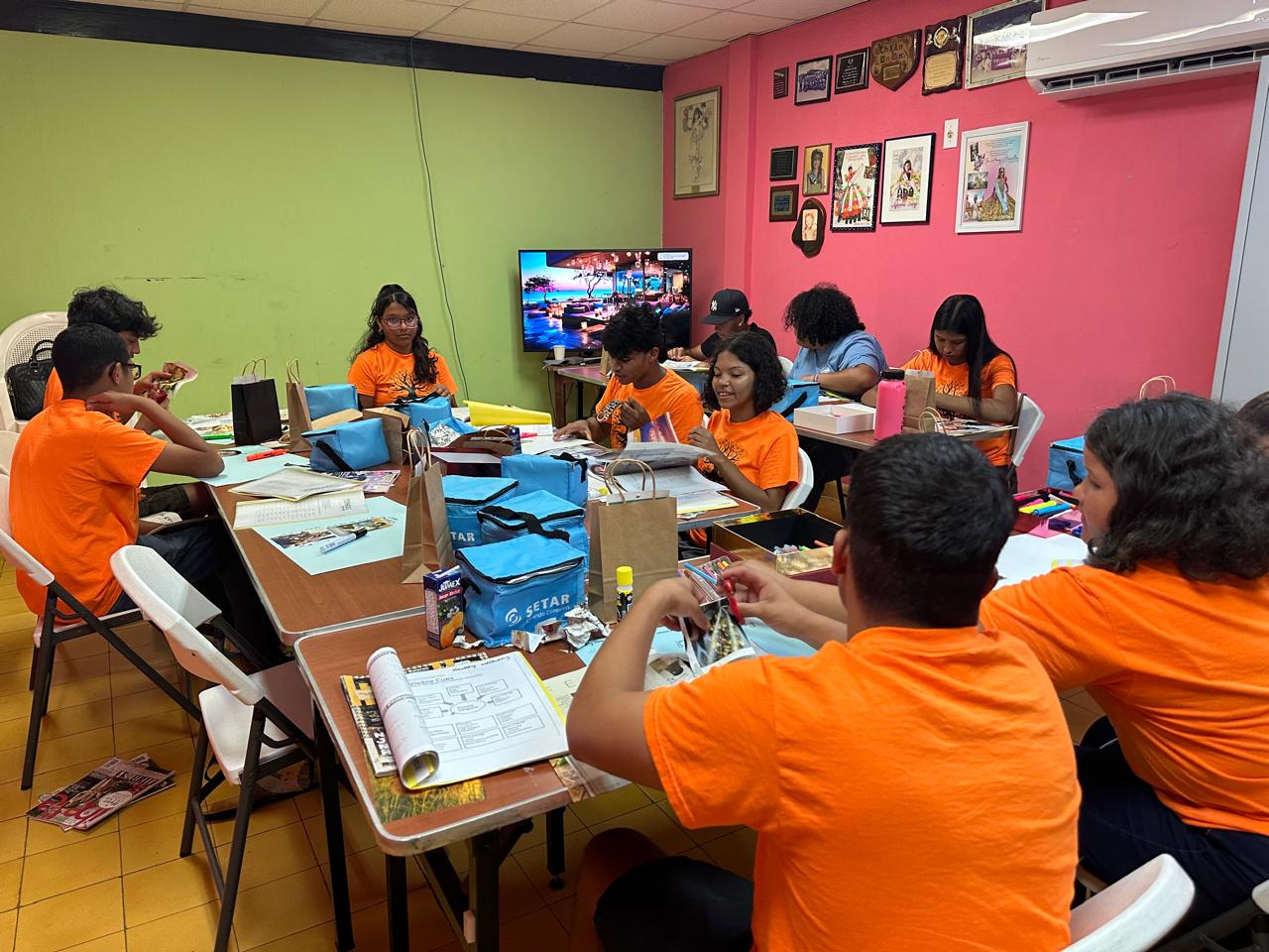 Fundacion Lead By Design y CEDE Aruba: Estableciendo fundeshinan solido ...