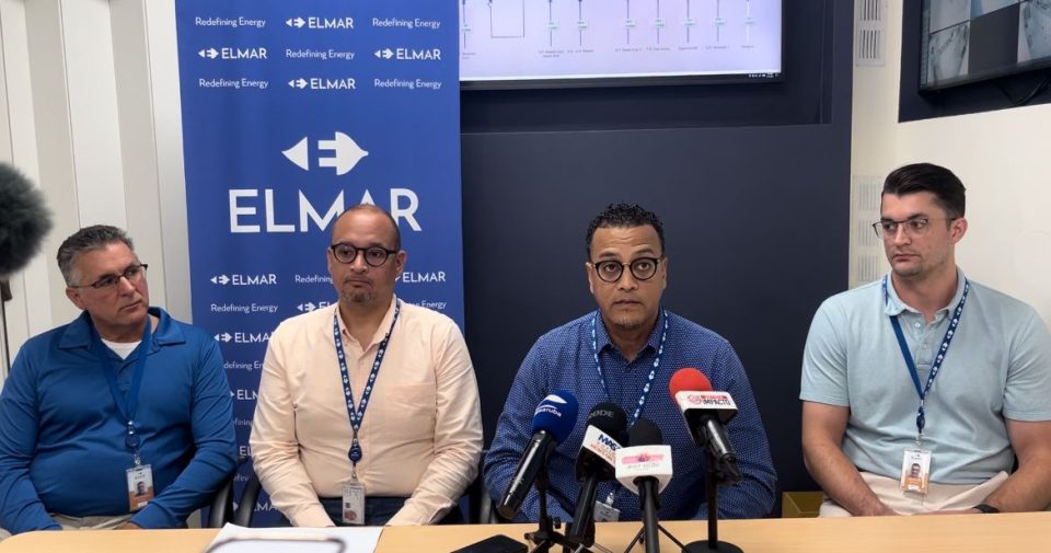 ELMAR ta ehecutando diferente proyecto y ta reemplasando diferente ...
