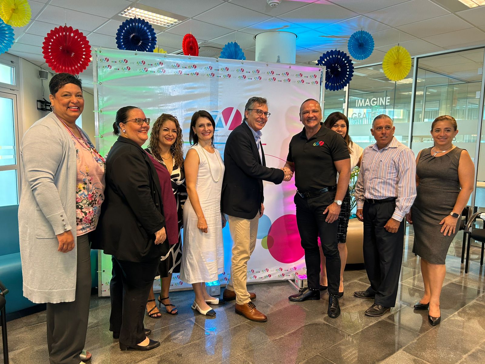 Banda di contrata Hospital Pablo Tobon Uribe a contrata OES y RGZE pa ...