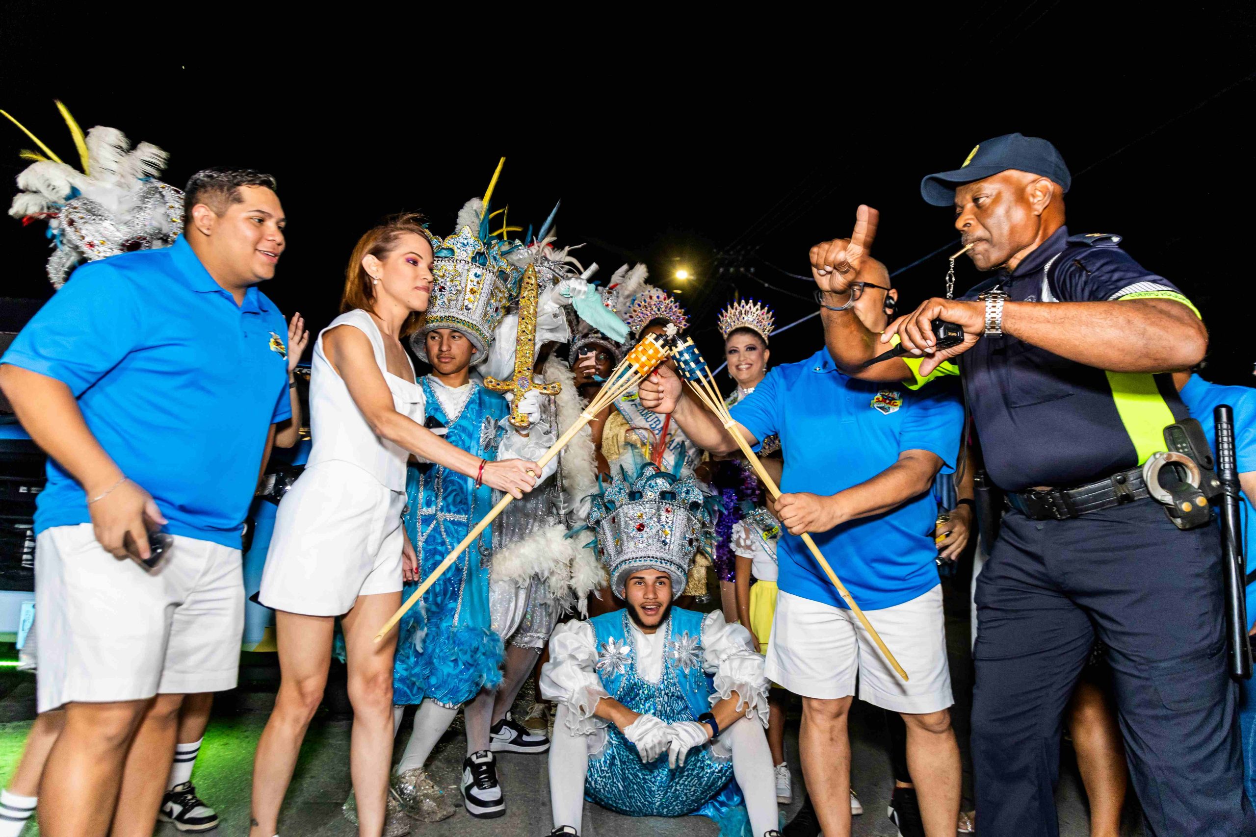 Aruba Tourism Authority ta Cende Mecha di Parada di Flambeu ‘Ronella ...