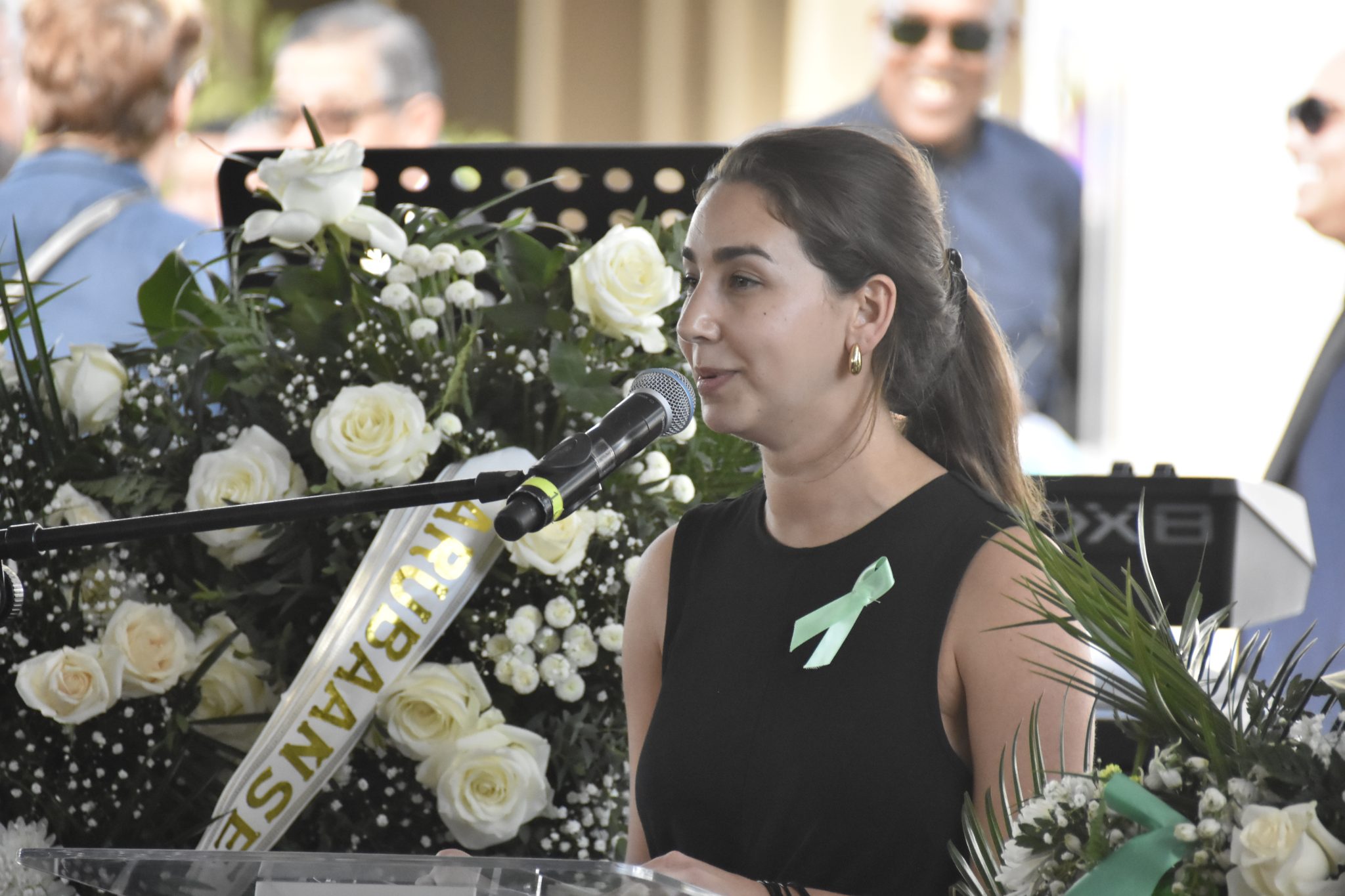 Yiu muhe di Henny Eman Simone Eman a despedi di su tata recordando e ...