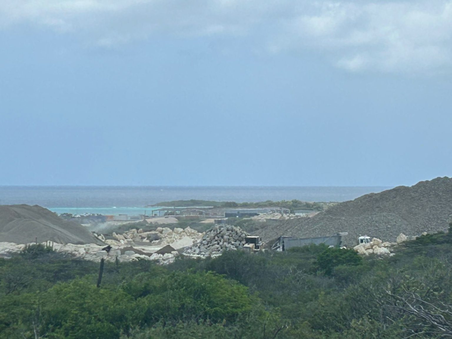 Un proyecto di 2 pa 3 aña ya ta bayendo pa mas di 7 aña cu Aruba ta ...