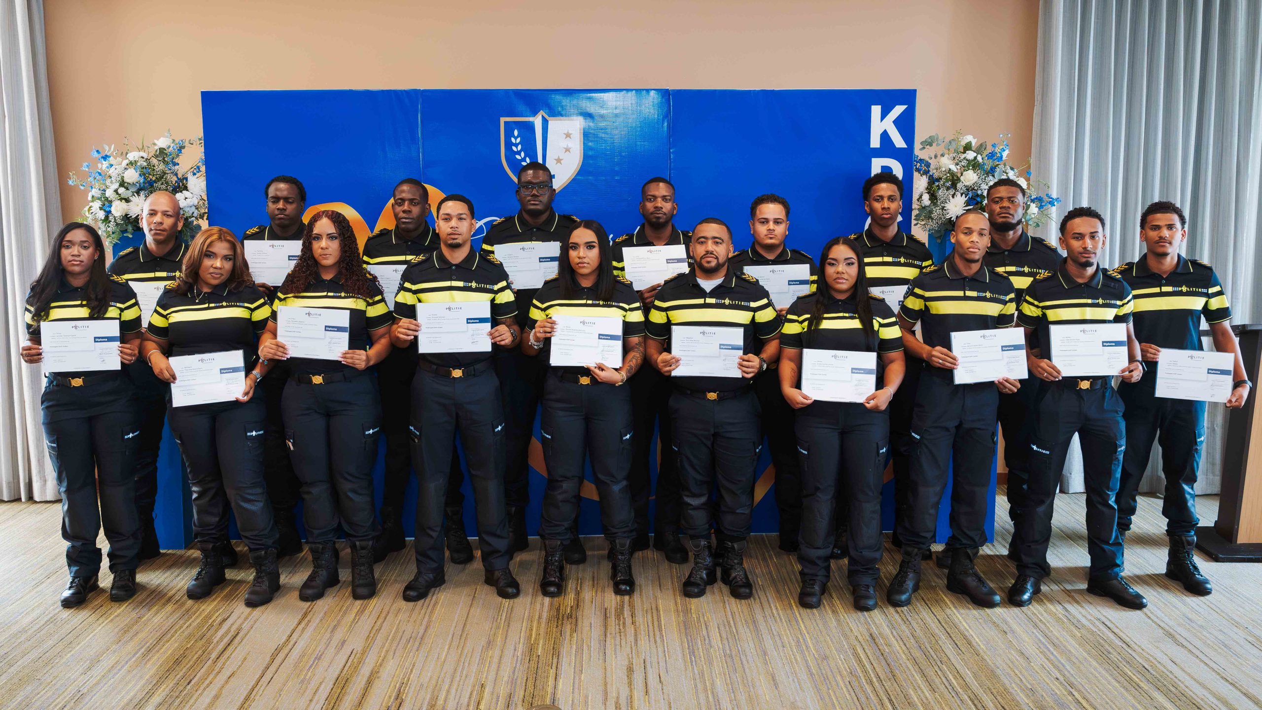 KPCN welcomes new group of police officers - EA News Aruba